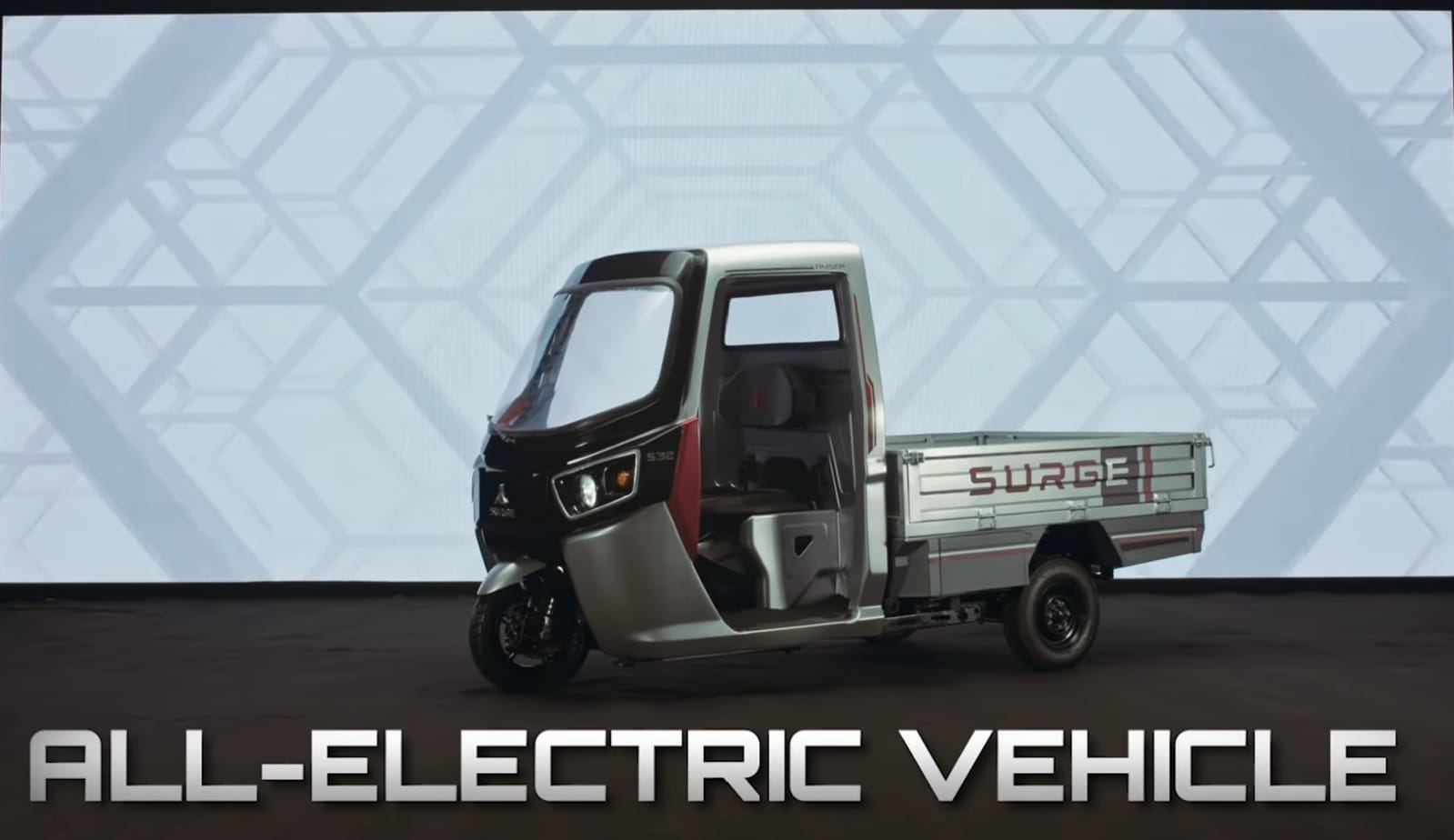 Hero Surge S32 Launch Date In India: 2 in 1 Electric scooter cum 3 ...